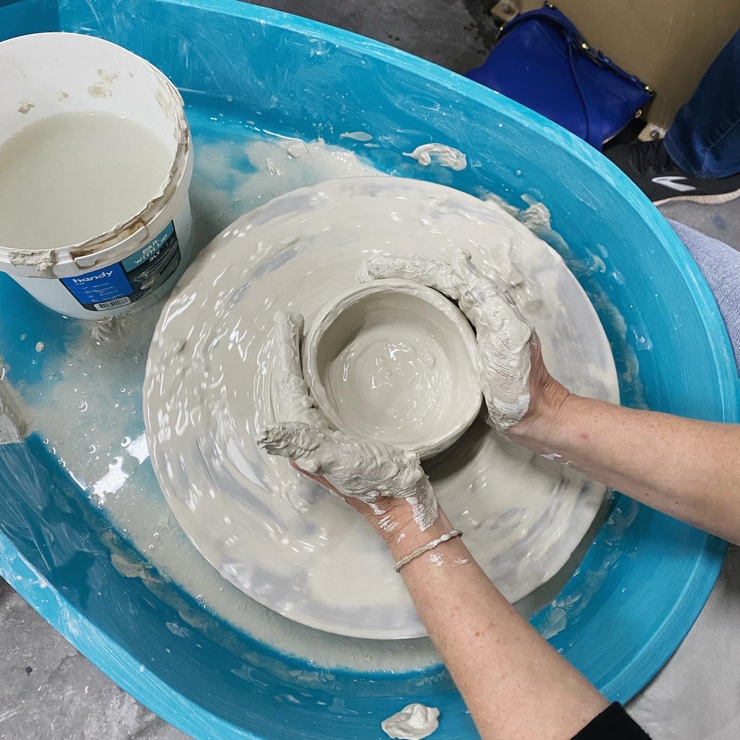 Taster Sessions Hand Building & Wheel throwing – Clae Space